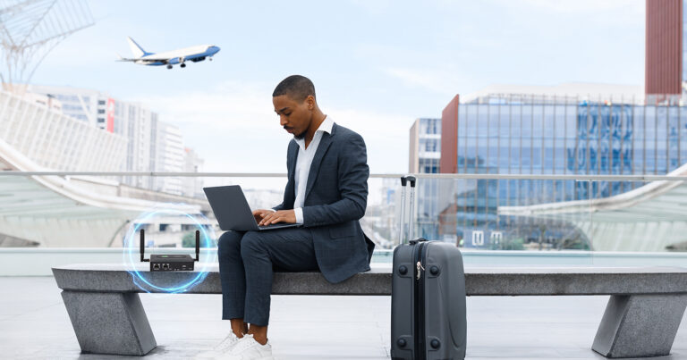 CR 4G Portable Cellular Router for Fixed Wireless - InHand Networks